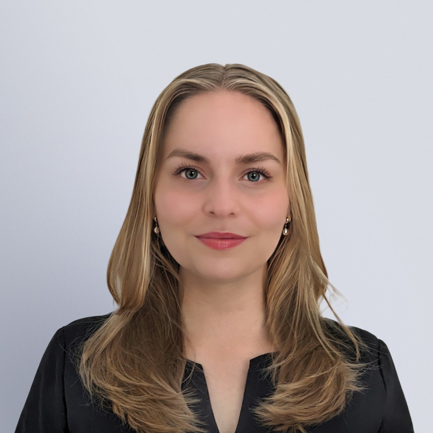 About us & our team of finance experts – Invesdor