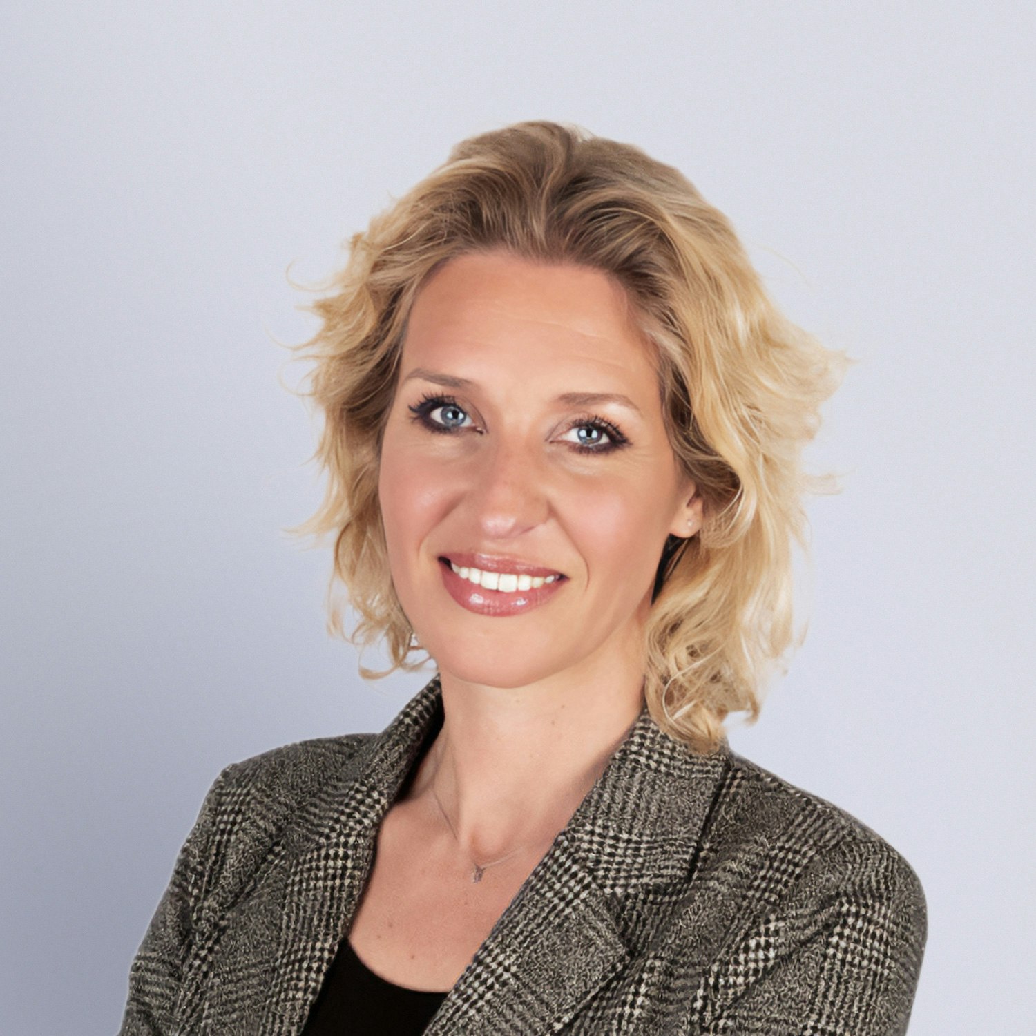 About us & our team of finance experts – Invesdor